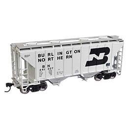 Walthers - 37' 2980 Cubic-Foot 2-Bay Covered Hopper - Ready to Run ...