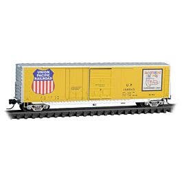 MicroTrain - 50' Plug & Sliding Door Boxcar No Roofwalk - Ready to Run - Union Pacific #168043 ...