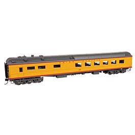 Walthers - 82' Pullman-Built Heavyweight 36-Seat Diner - Ready to Run - Union Pacific(R) #3616 ...