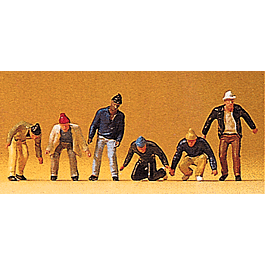 Preiser - Circus Workers - Roustabouts - #2 - Raising Tents - 590-20263