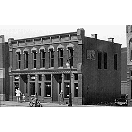 DPM - Front Street Building - 5-3/4 x 4" 14.7 x 10.2cm - 243-120