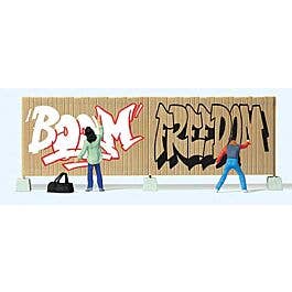 Preiser - Graffiti Artists - 2 Figures & Fence - 590-10334