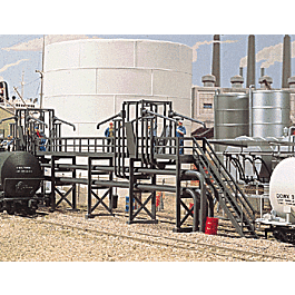 Walthers - Oil Loading Platform - Kit - 7 x 13/16" 17.8 x 2.1cm - 933-3104