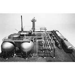 Plastruct - Petro/Chemical Refinery - Kit - 20 x 24" 50.8 x 61cm - 570-1008