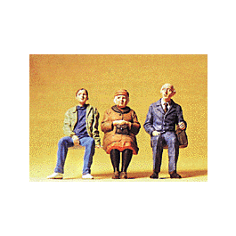 Preiser - Seated People - Wearing Fall Clothes - 590-45081