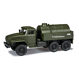 Herpa - Ural Tank Truck - Assembled - East German Army (green) - 326-744348