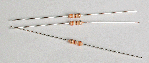 TCS - 1/4-Watt Axial Lead Resistor 200-Piece Bulk Pack - 390-Ohm - 745-1066