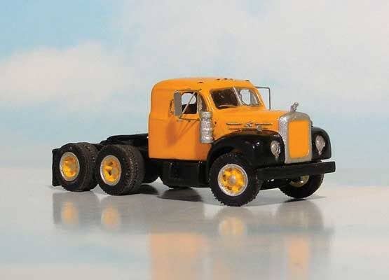 Sylvan - 1953-1965 Mack B-61 Tandem-Axle Tractor Only - Resin Kit - Undecorated - 696-V099