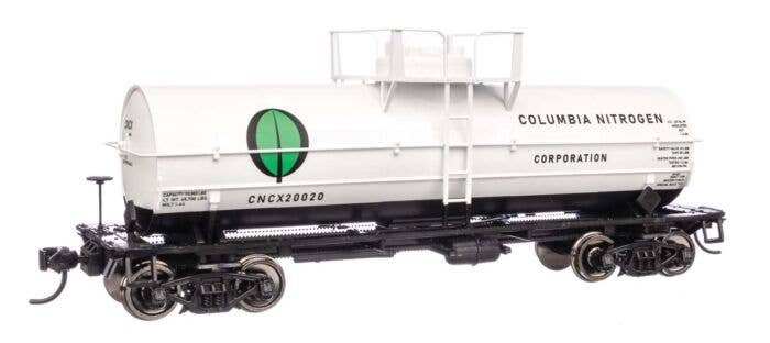 Walthers - 36' 10,000-Gallon Insulated Tank Car w/Large Dome, Bolted ...