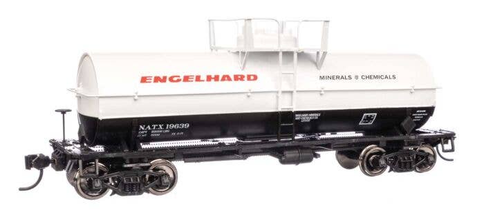 Walthers - 36' 10,000-Gallon Insulated Tank Car w/Large Dome, Bolted ...