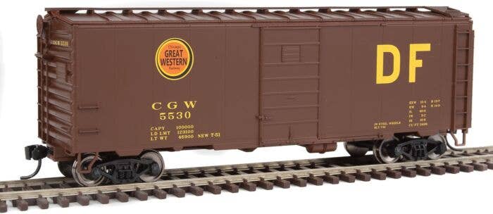 Walthers - 40' PS-1 Boxcar - Ready to Run - Chicago Great Western #5530 ...