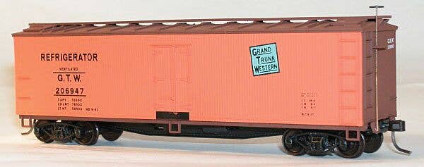 Accurail - 40' Wood Reefer - Plastic Kit - Grand Trunk Western - 112-4832