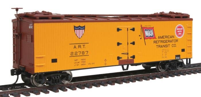 Walthers - 40' Wood Reefer with Wood Ends & Roof - American ...