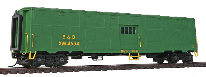 Walthers - 50' C&O-Style Express Boxcar (Converted Troop Sleeper ...