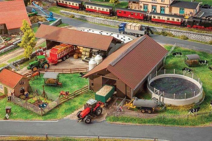 Faller - Agricultural Farm - Kit - 272-130574