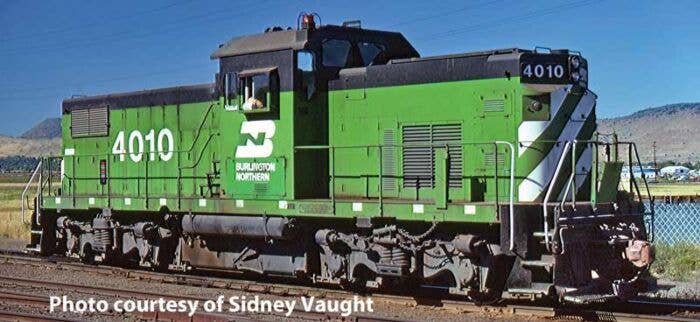 Bowser - Alco C415 - Standard DC - Burlington Northern #4010 (Cascade Green, black, white) - 6-60545