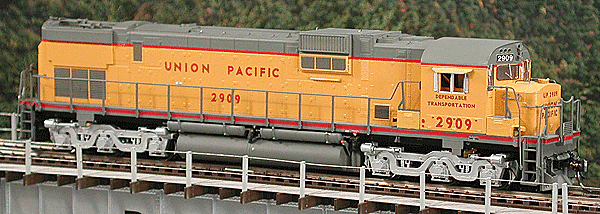 Bowser - Alco C630 w/Tri-Mount Trucks - Standard DC - Executive Line ...
