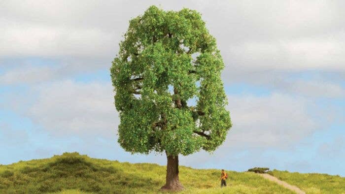 Noch - Ash Tree - Master - 7-7/8" 20cm Tall - 528-20100