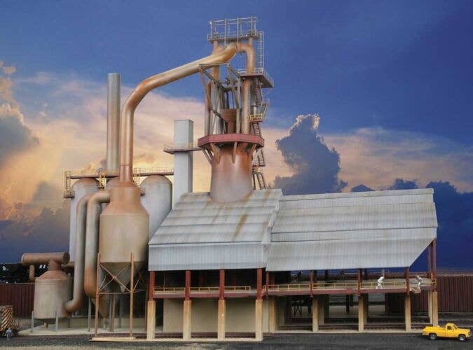 Walthers - Blast Furnace with Stairways and Railings - Kit - 28 x 14 x ...