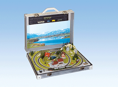 Noch - Blumenau Briefcase Layout w/Marklin Track - 19-11/16 x 14-9/16 x ...