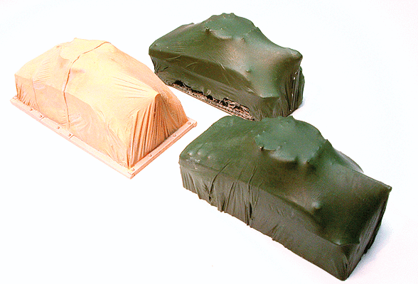 Chooch - Cast Resin Freight Car Load - Covered Army Tanks pkg(3) - 214-7256