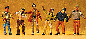 Preiser - Circus Workers - Roustabouts - #1 - Raising Tent - 590-20262