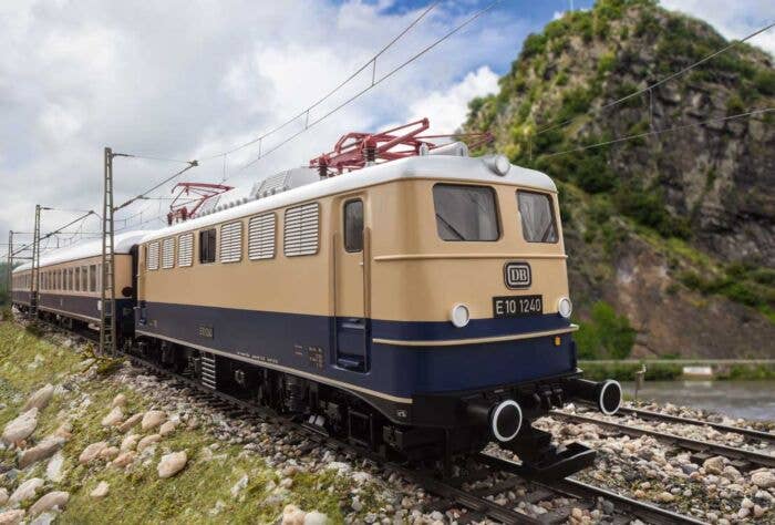 LGB - Class E 10 Electric w/MZS/DCC - German Federal Railroad DB (Era ...