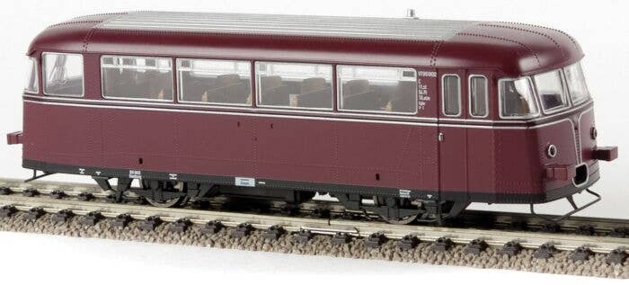 Brekina - Class VT 95 Diesel Railcar - Standard DC - German Federal ...