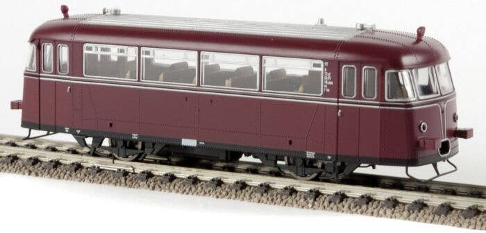 Brekina - Class VT 95 Diesel Railcar - Standard DC - German Federal ...
