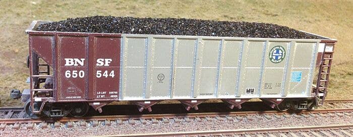 Motrak - Coal Load 2-Pack - Fits Walthers Trinity RD4 Hopper - 509-81705