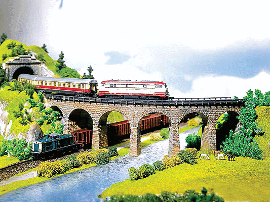 Faller - Curved Viaduct - 7-1/2" 19.2cm - 272-222586