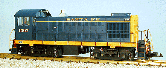 USA - Diesel ALCO S4 Switcher Powered - Santa Fe (blue, yellow) - 748-22551