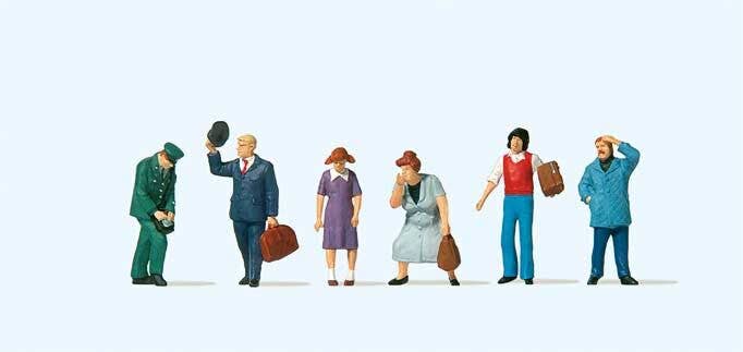 Preiser - East German Street Scene People - pkg(6) - 590-75058