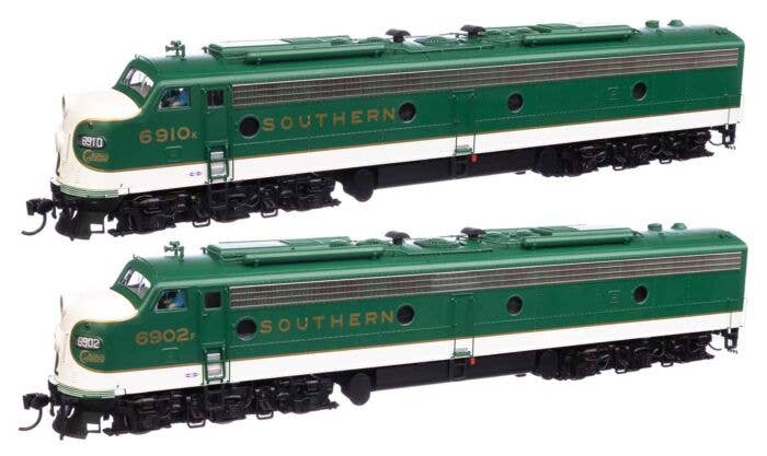 Walthers - EMD E8 A-A - Standard DC - Southern #6902 & 6910 - 920-49920
