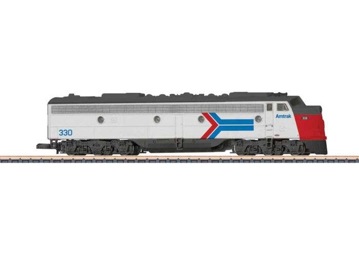 Marklin - EMD E8A - Standard DC - Amtrak #330 (Phase I, silver, red ...