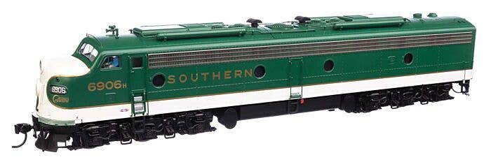 Walthers - EMD E8A with LokSound 5 Sound & DCC - Southern #6906 - 920-42923