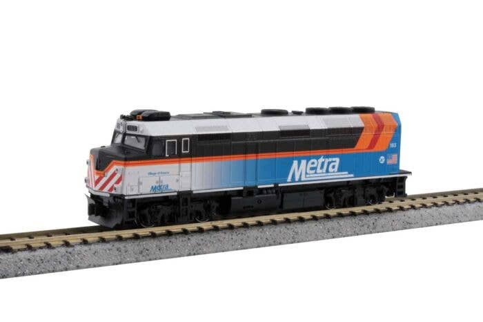 Kato - EMD F40PH Commuter Version - DCC - Metra #183 Village of Itasca ...