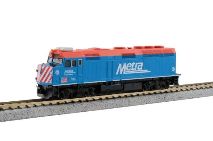 Kato - EMD F40PH Commuter Version - Standard DC - Metra #157 City of ...