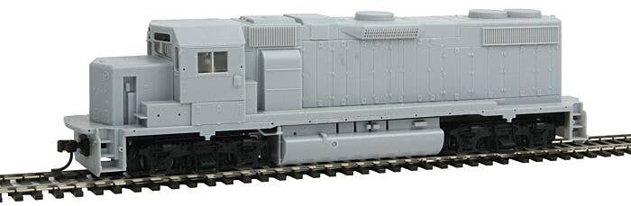 Atlas Trnm - EMD GP38-2 - Standard DC - Silver - Undecorated - 751-10001742