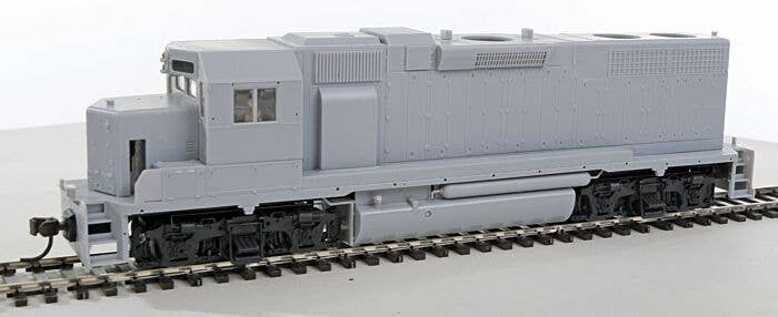 Atlas - EMD GP38 - Standard DC - Master(R) Silver - Undecorated Early Version w/Paper Air Filter ...