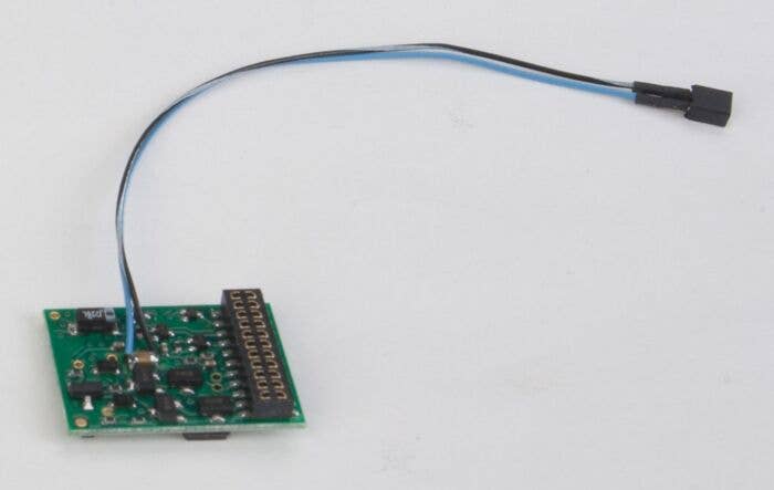 TCS - EU621-KAC 6-Function DCC Decoder w/TCS Keep Alive Wires - Control ...