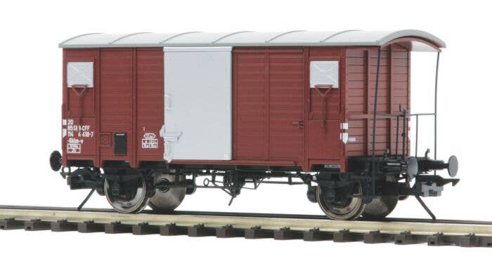 MTH - European Gedeckter Wood Boxcar w/Hi-Rail Wheels -3-Rail - Ready ...