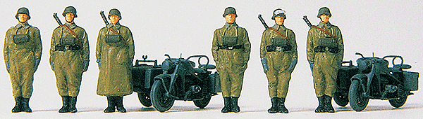 Preiser - Former German Army WWII Motorcycle Troops (Plastic Kit) - 2 ...
