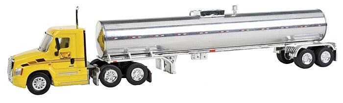 HLP - Freightliner Cascadia Day Cab Tractor w/Food Grade Tank Trailer ...