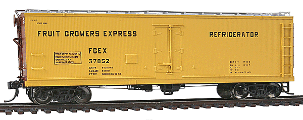 Intermount - Fruit Growers Express Wood Refrigerator Car - Ready to Run ...