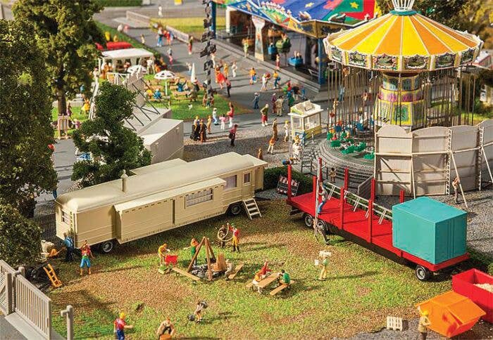Faller - Funfair/Circus/Carnival Trailers - Set #1: 1 Each: Office ...