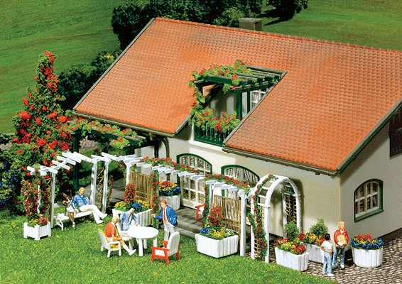 Faller - Garden Design Elements - Incl: Creeper Trellis, Rose Tree ...