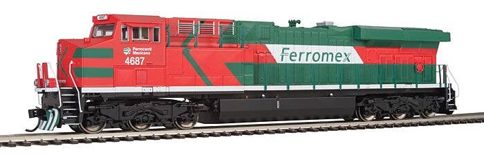Walthers - GE Evolution Series GEVO - Standard DC - Ferromex ES44AC #4687 (red, green, white ...