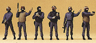 Preiser - German Police - SWAT Team (GSG9) - 590-10446