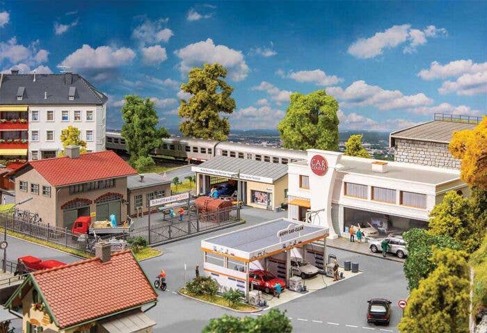 Faller - Industrial Estate Set - Kit - Includes Car Dealership, Car ...